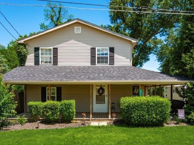 5558 Alder Dr NE, Thornville, OH 43076