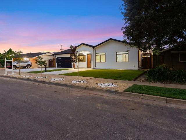 5559 Marquette Drive
