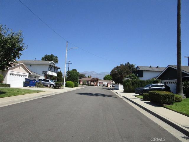 5559 N Del Loma