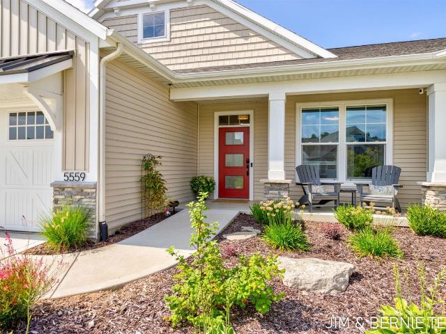 5559 Albright Avenue # 4