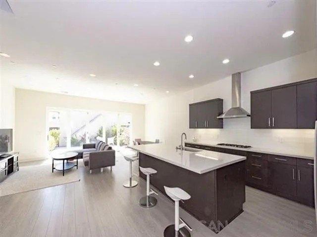 5559 Corum Ct, San Diego, CA 92130