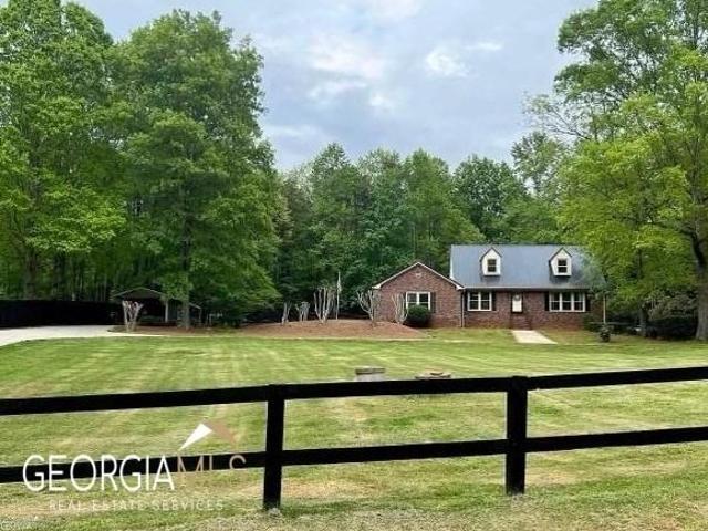 5559 Duncan Bridge Rd, Cleveland, GA 30528