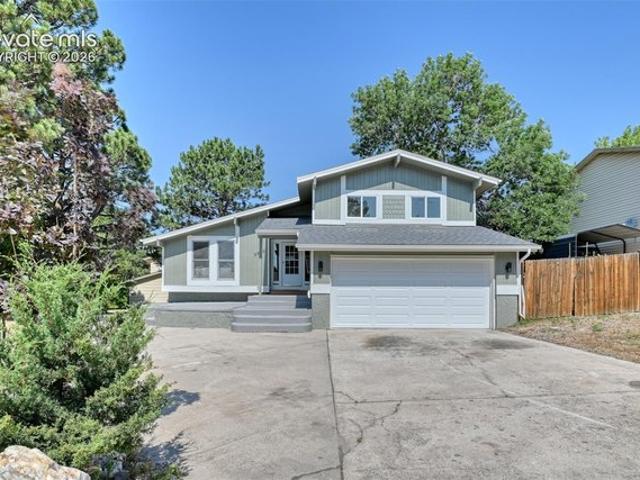 5550 Del Paz Dr, Colorado Springs, CO 80918