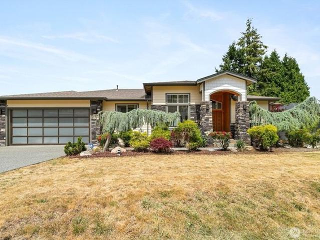 5550 Whitehorn Way, Blaine, WA 98230