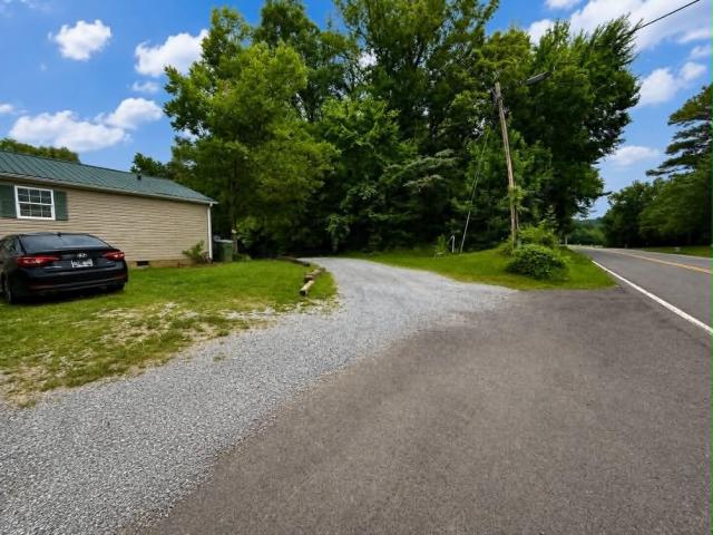 55515 River Road