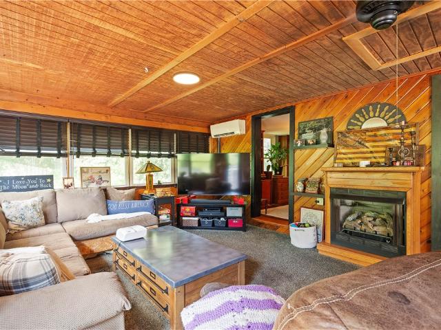 5551 claytona drive