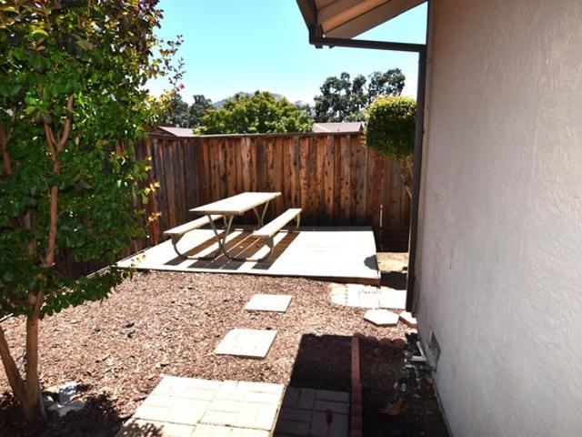 5551 Guadalupe Ct, Concord, CA 94521