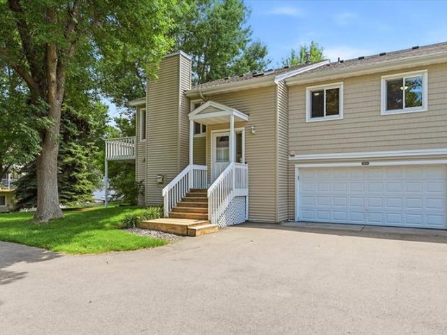 5553 Bimini Dr, Minnetonka, MN 55343