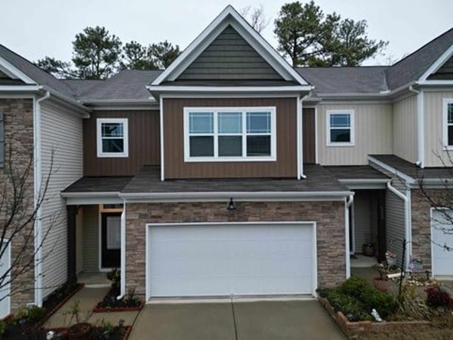 5553 Jessip Street 3/2.5 1979 sqft