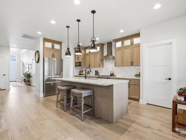 5553 S Snowshoe Place