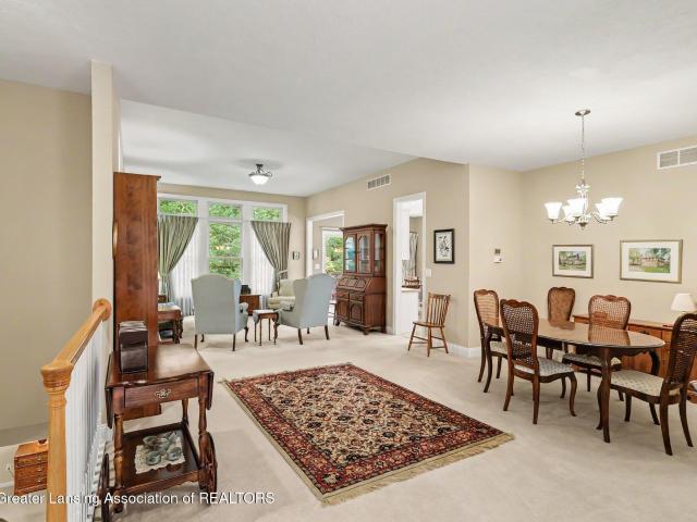 5553 Songbird Point