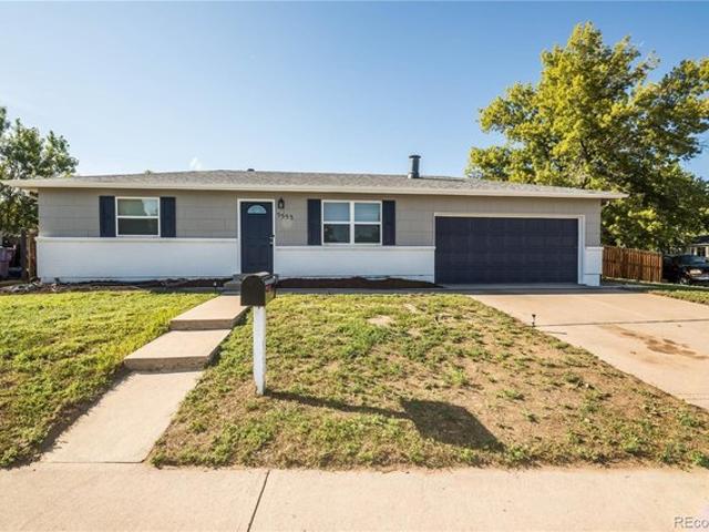 5553 Yost Ct, Denver, CO 80239