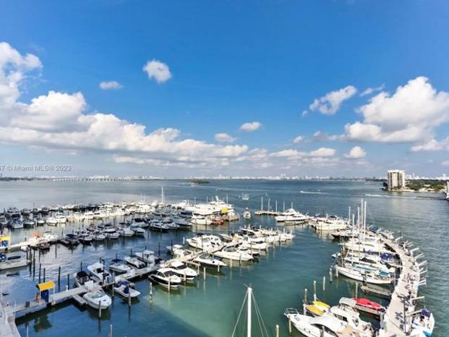 555 15th St NE #10D, Miami, FL 33132
