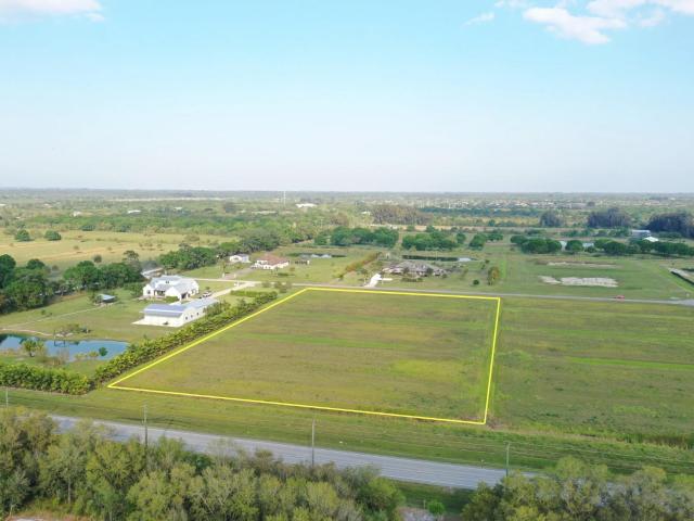 555 65th Ave, Vero Beach, FL 32968 | MLS #F10523