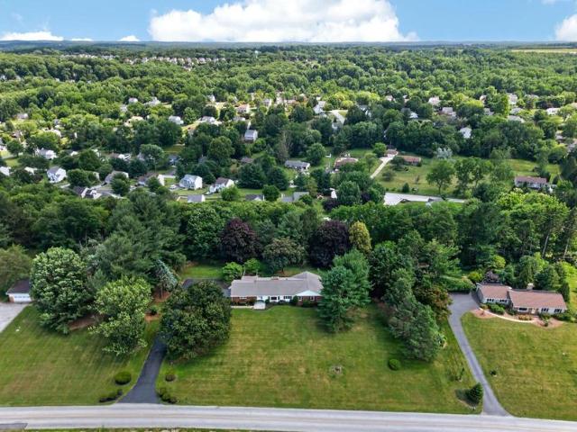 555 Country Club Road