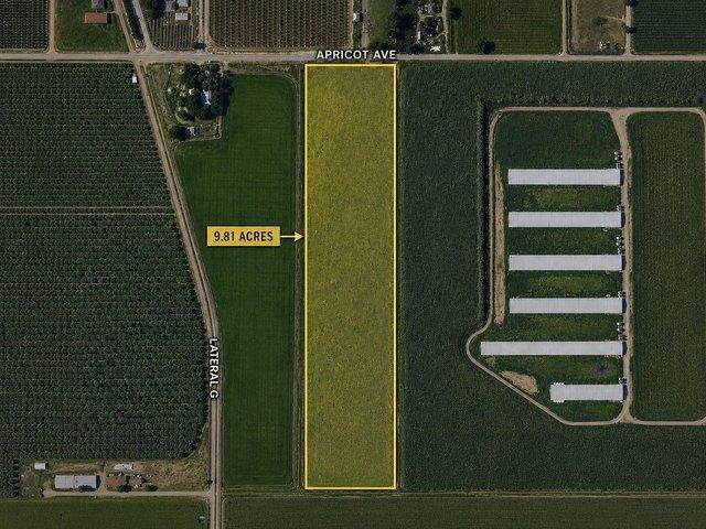 555 Apricot Ave, Patterson, CA 95363
