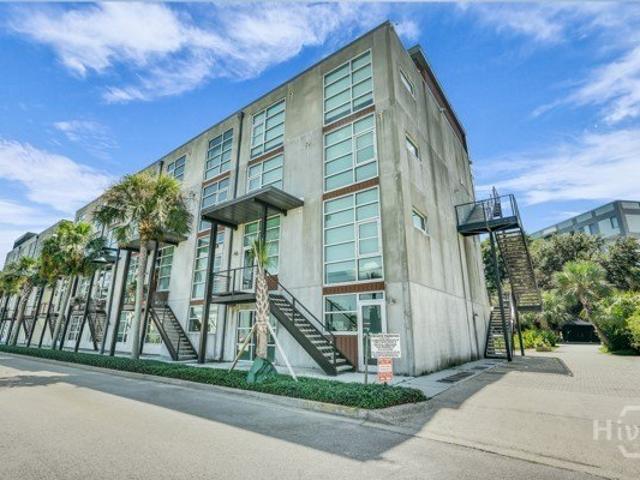 555 Berrien St Apt C, Savannah, GA 31401