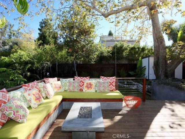 555 Bluebird Canyon Drive