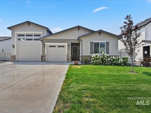 555 Burnside Ave, Middleton, ID 83644