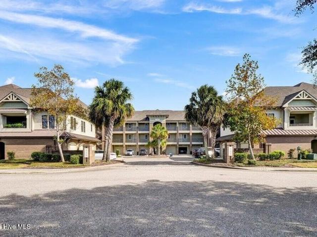 555 Grande Manor Ct Unit 302, Wilmington, NC 28405