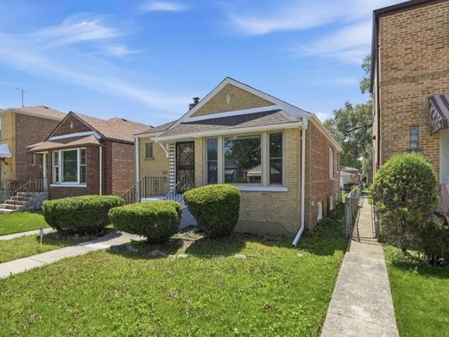 555 E 105th St, Chicago, IL 60628