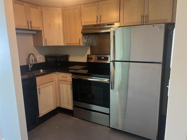 555 E William Street # 22G
