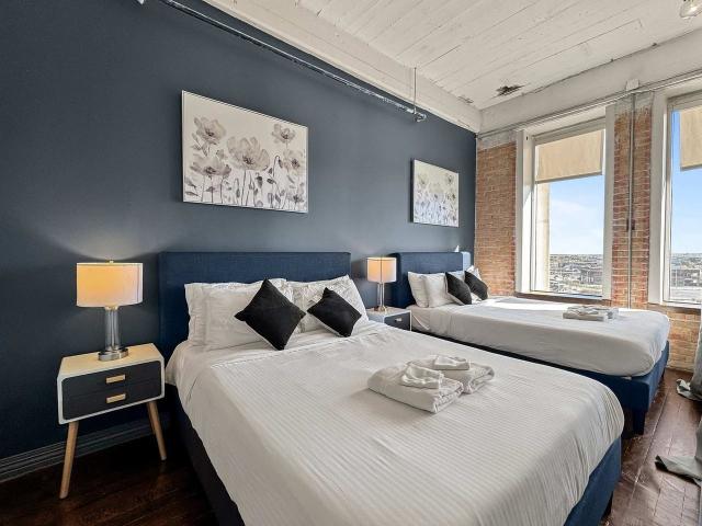 555 Evergreen Street 3 Bedroom Apartment for Rent at 555 Evergreen St #1075582P, Dallas, TX 75201 Downtown Dallas