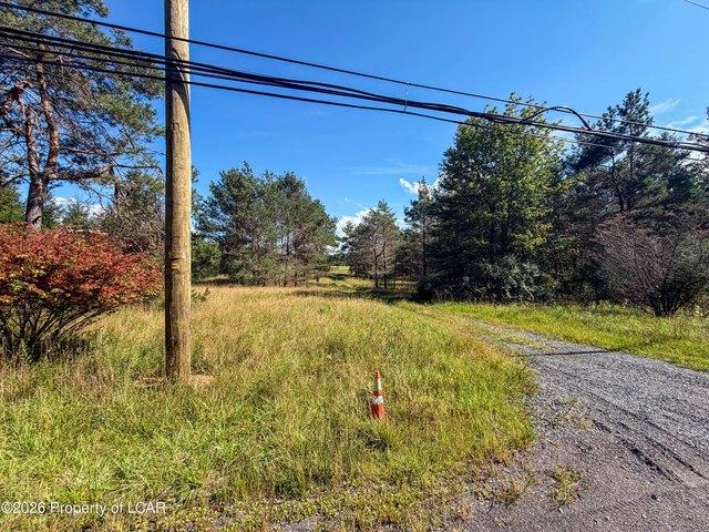 555 Foster Ave, Freeland, PA 18224