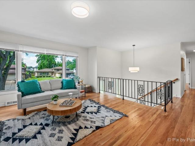 555 Figard Lane