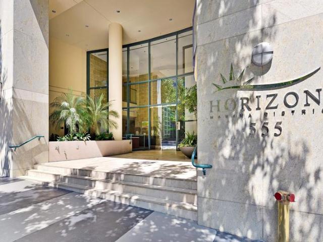 555 Front St 904, San Diego, CA 92101 MLS 240010175
