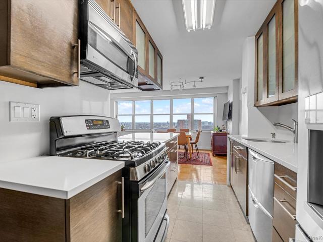 555 Kappock Street, Unit 22C