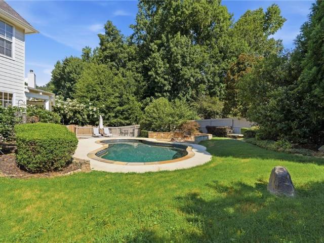 555 Kingsport Drive