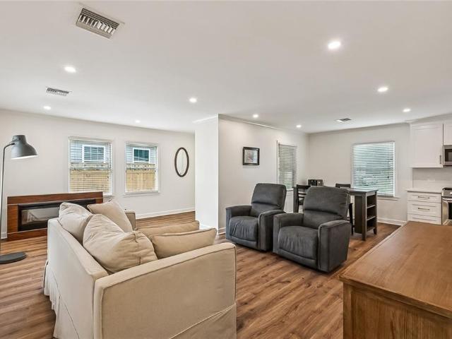 555 Honore Drive