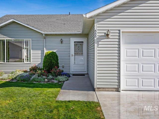 555 Hunter Ave