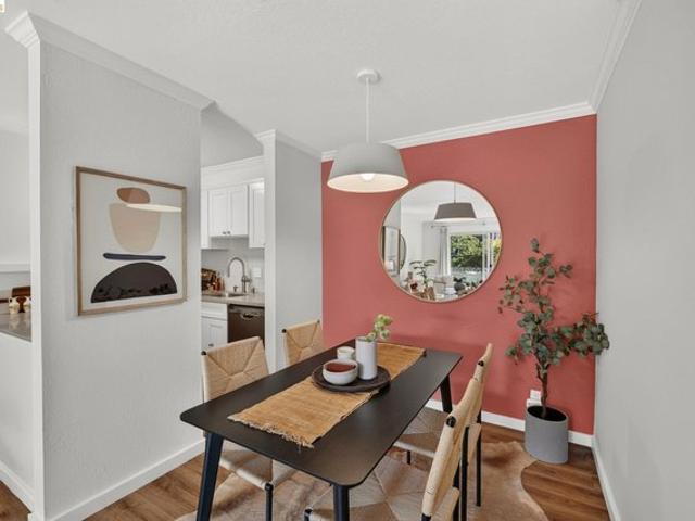 555 Jean St Apt 319, Oakland, CA 94610