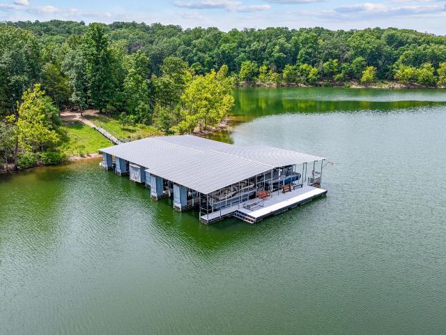 555 Lost Acres Boulevard