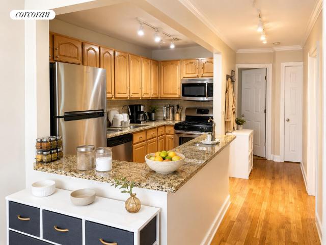 555 Lafayette Avenue, Brooklyn, NY
