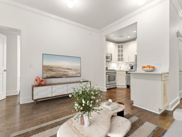 555 Lenox Avenue, Unit 4B