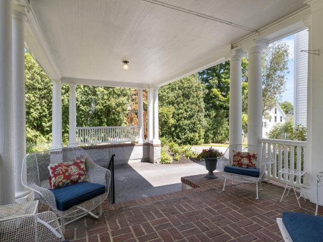 555 Main Street