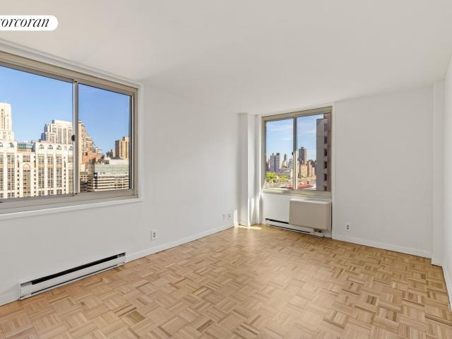 555 Main Street, New York, NY