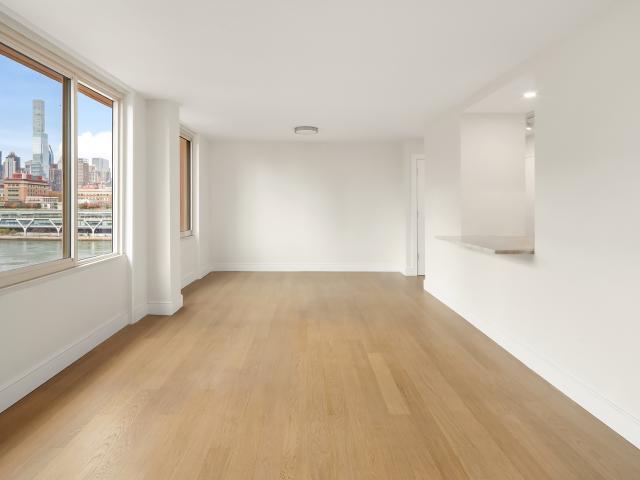 555 Main Street, New York, NY
