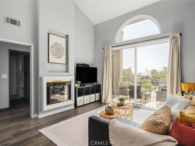 555 Maine Ave Unit 425, Long Beach, CA 90802