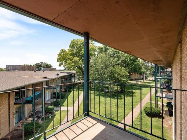 555 N Dupont Ave Apt C73, Madison, TN 37115