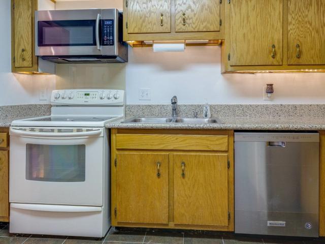 555 N DuPont Ave # E105