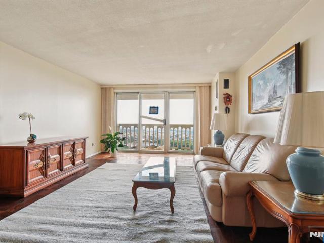 555 North Avenue # 25K