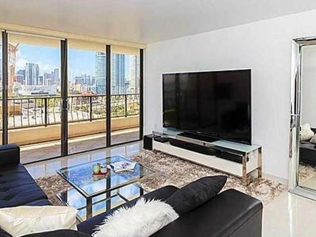 555 NE 15th St #19H, Miami, FL 33132