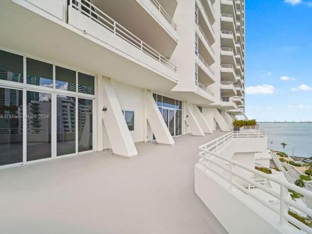 555 NE 34th St #807, Miami, FL 33137
