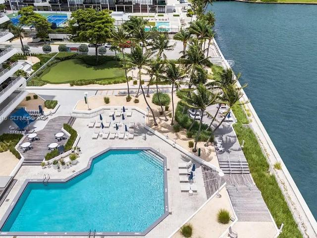 555 NE 34th St, Unit 204, Miami, FL 33137 | MLS #A11995