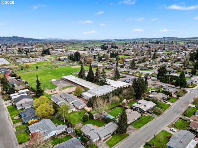 555 sacre ln