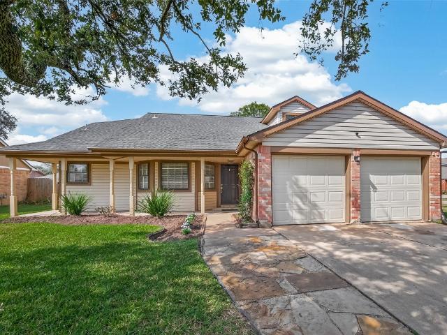 555 Shealy St, Houston, TX 77598 | MLS #26705 | Compass